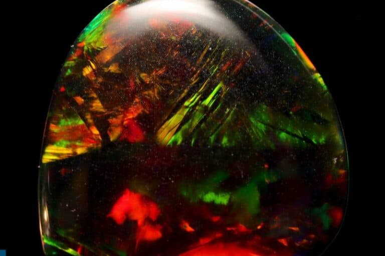 13+ Different Types of Black Rocks and Minerals (+Pics) | Earth Eclipse