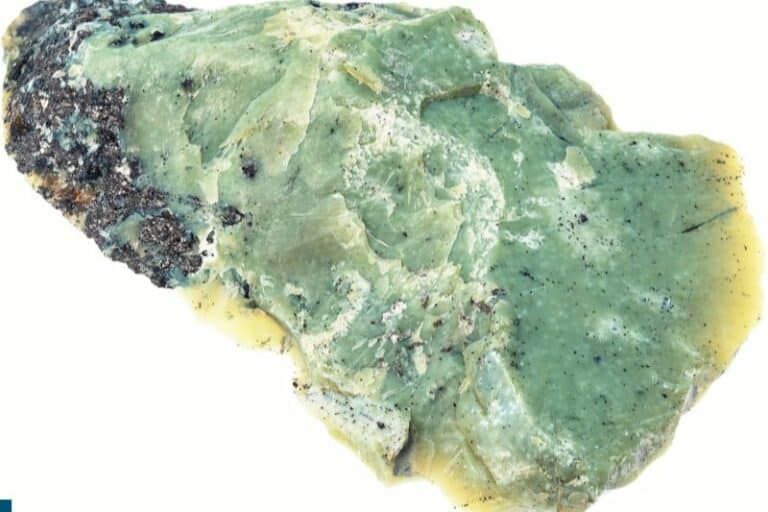 13+ Different Types of Green Rocks and Minerals (+Pics) | Earth Eclipse